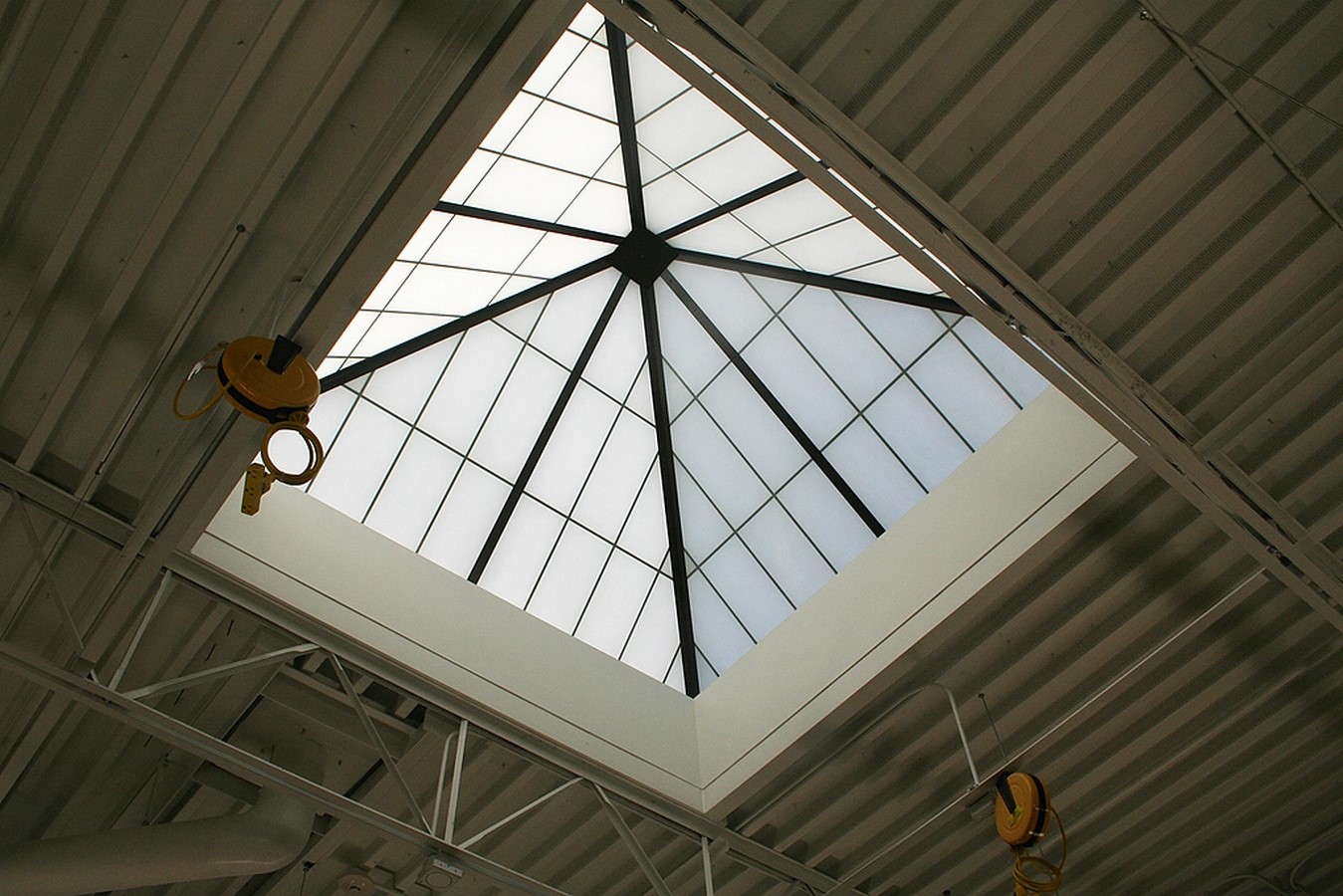 Kalwall® Skylights: Illuminating Spaces with Translucent Excellence - Nomad Architecture