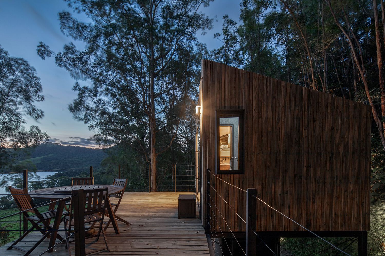 Nestled in Nature: Altar Ninho Cabin - Nomad Architecture