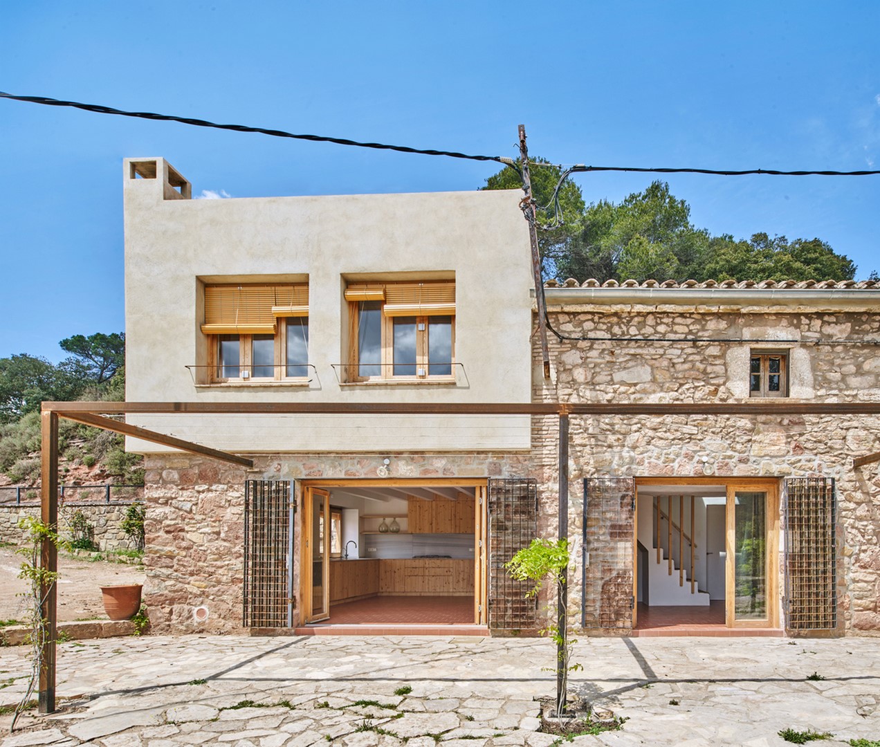 Reviving a Rural Gem: The Renovation of a Farmhouse in Granera - Nomad ...