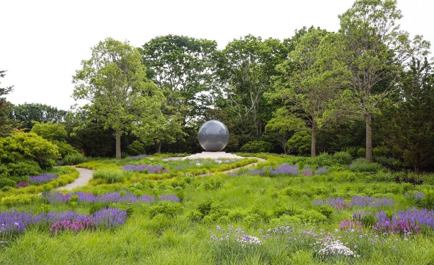 Sculpture Garden: A Fusion of Art and Landscape - Nomad Architecture