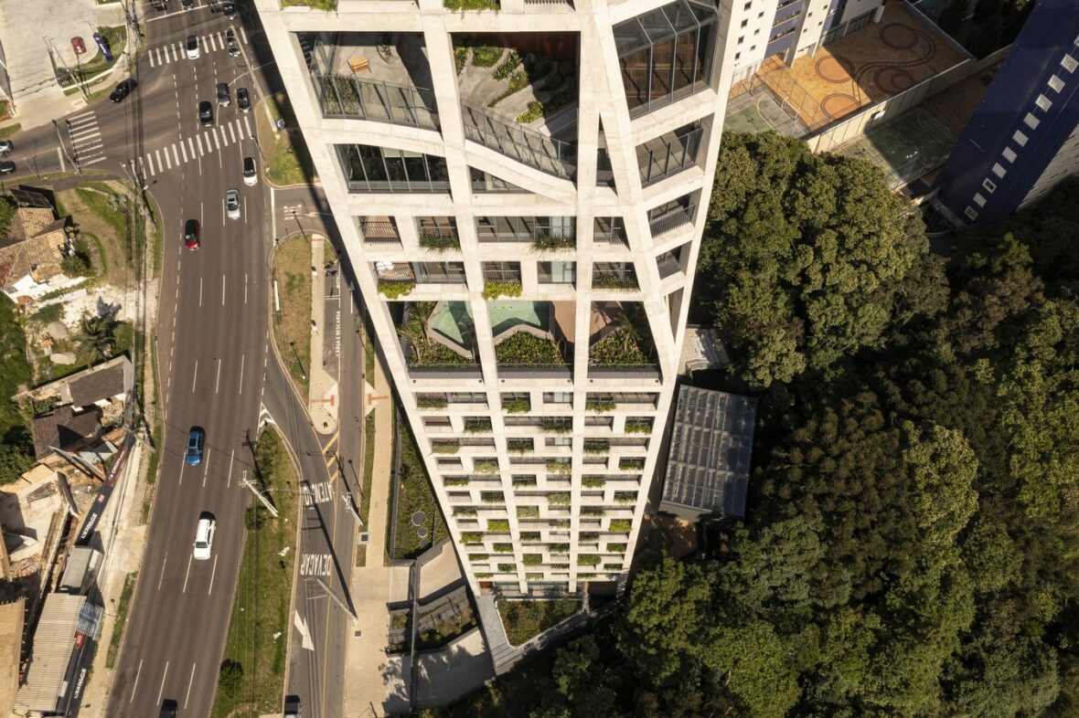 AGE 360 by ARCHITECTS OFFICE + Triptyque - Nomad Architecture